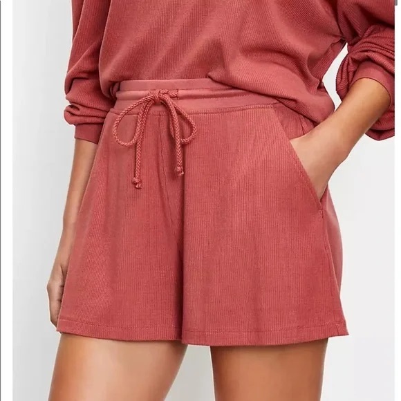 Lou & Grey | Shorts | Nwt Lou Grey Loft Ribbed Rope Drawstring Shorts ...
